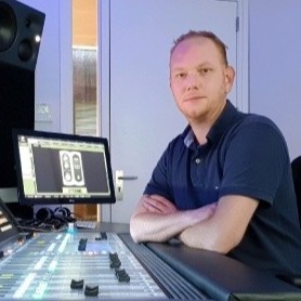 Ferdi Smit - Li.LAC microphone sanitizer at Talpa Network